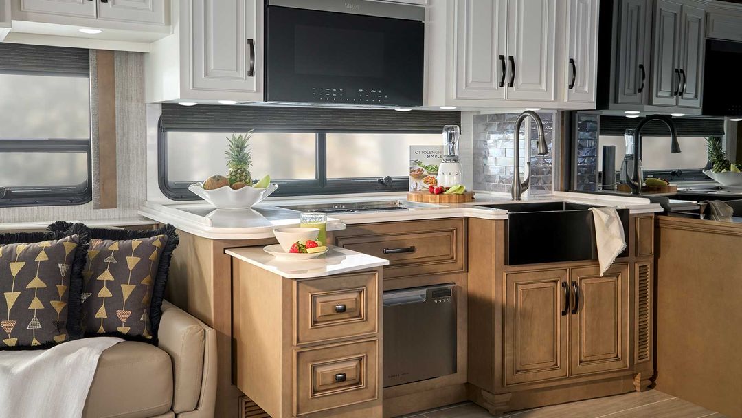 2026 Newmar Dutch Star | Class A Diesel Luxury Motor Coach