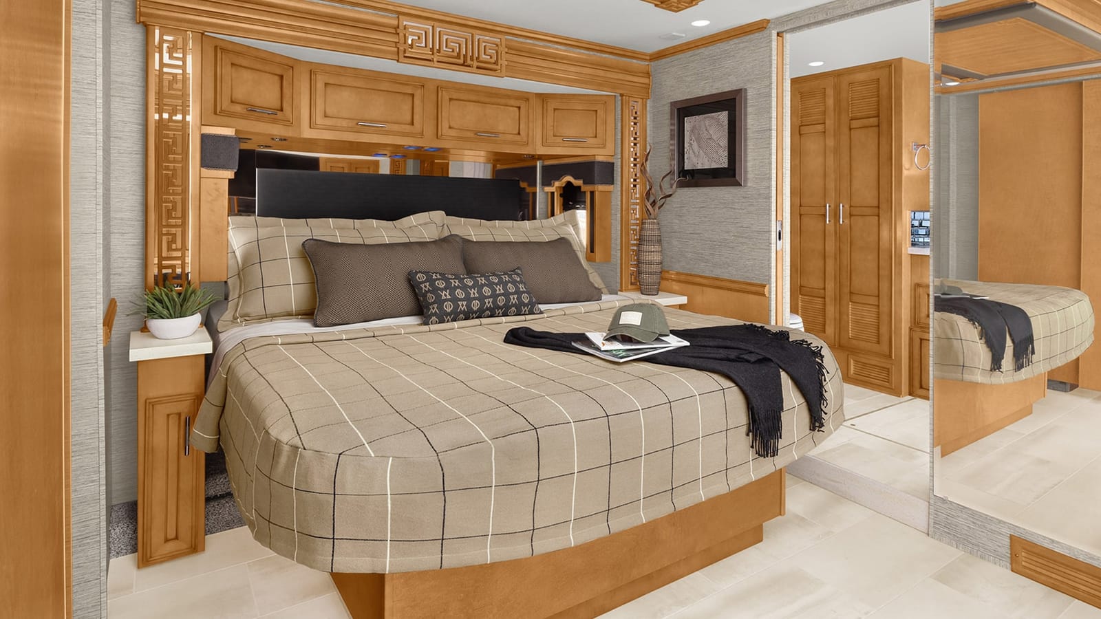 2021 Newmar Ventana | North Trail RV Center