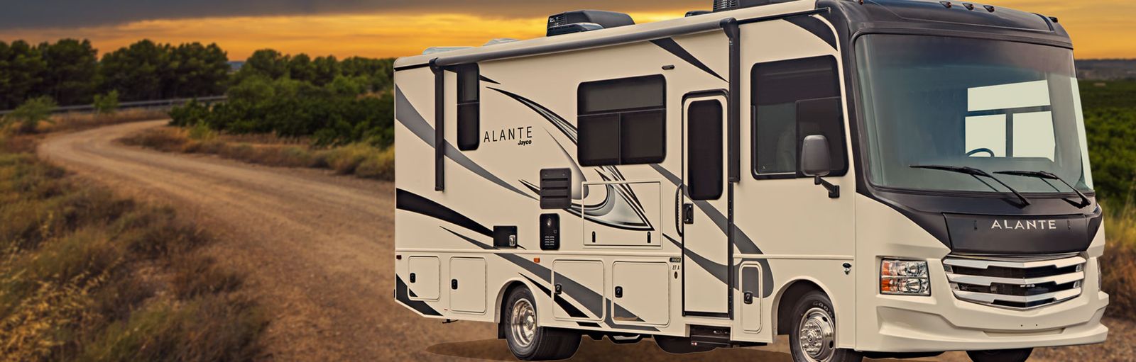 North Trail RV Center | Full Service RV Dealer in Fort Myers, Florida